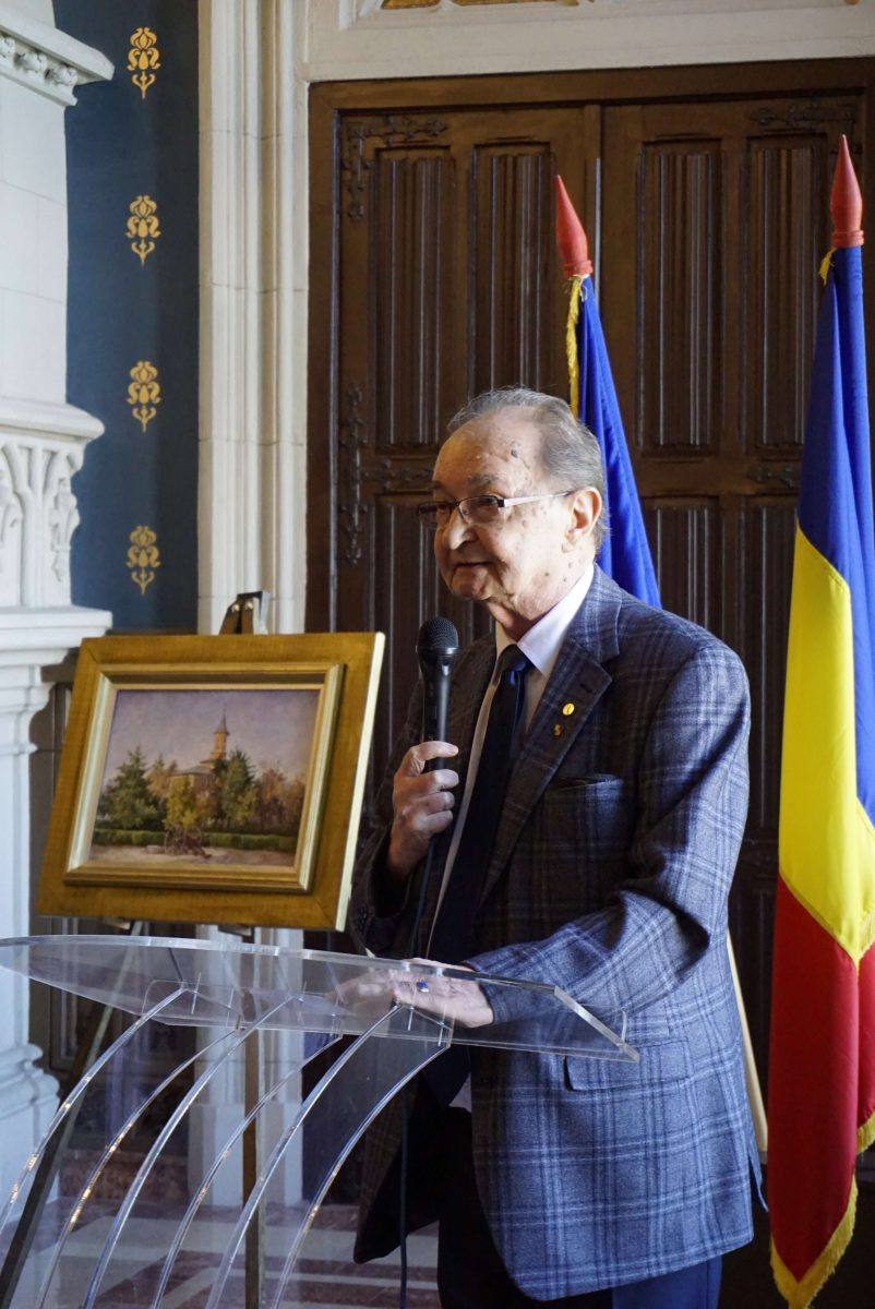 Acad. Bogdan Simionescu, distins cu titlul de Membru de Onoare în Grad ...